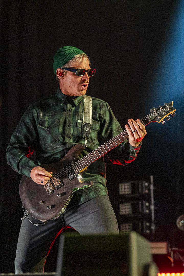 Rock’s Double Dose: Daughtry and Seether Bring It Big in Texas – Photos ...